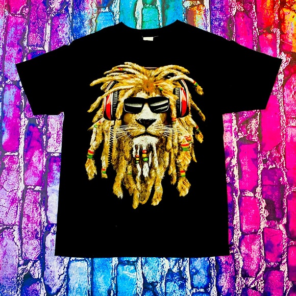 Gildan | Shirts | Rastafari Reggae Smoking Lion Jamaican Tee Size Large ...